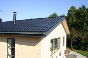 Parcelhuse med ståltag - Inspiration til flot & vedligeholdelsesfrit tag